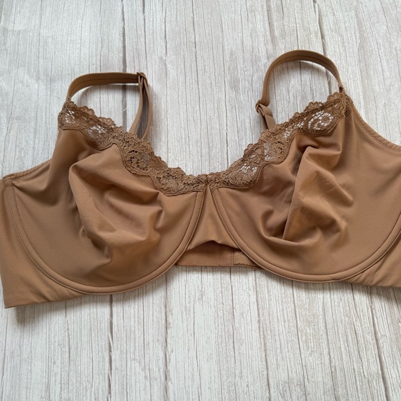 SKIMS | Intimates & Sleepwear | Fits Everybody Lace Unlined Demi Bra ...